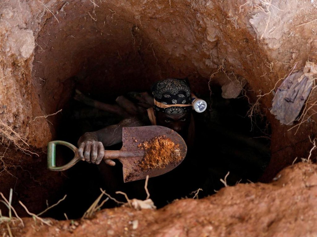 Arrestation de Chinois pour Mining Illégal au Ghana - Africa Press France