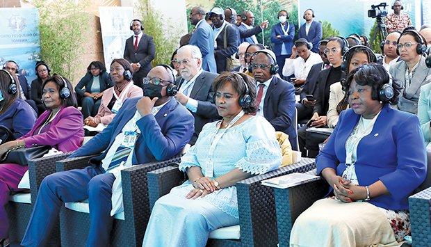 Angola stand open to the public since Monday - Angola