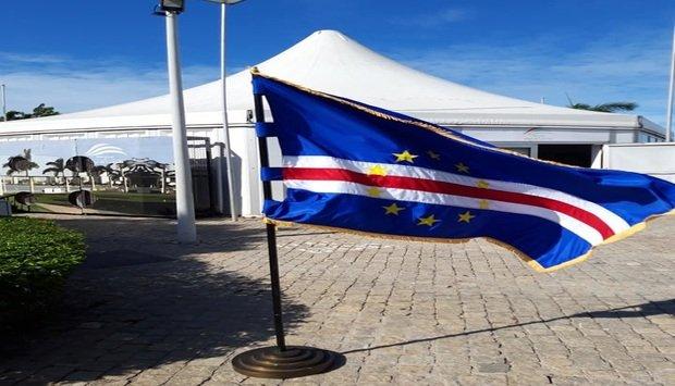 Cape Verde Embassy pays tribute to José Eduardo dos Santos - Angola
