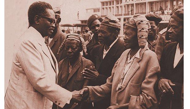 First President of Angola will be honored at ICAP - Angola