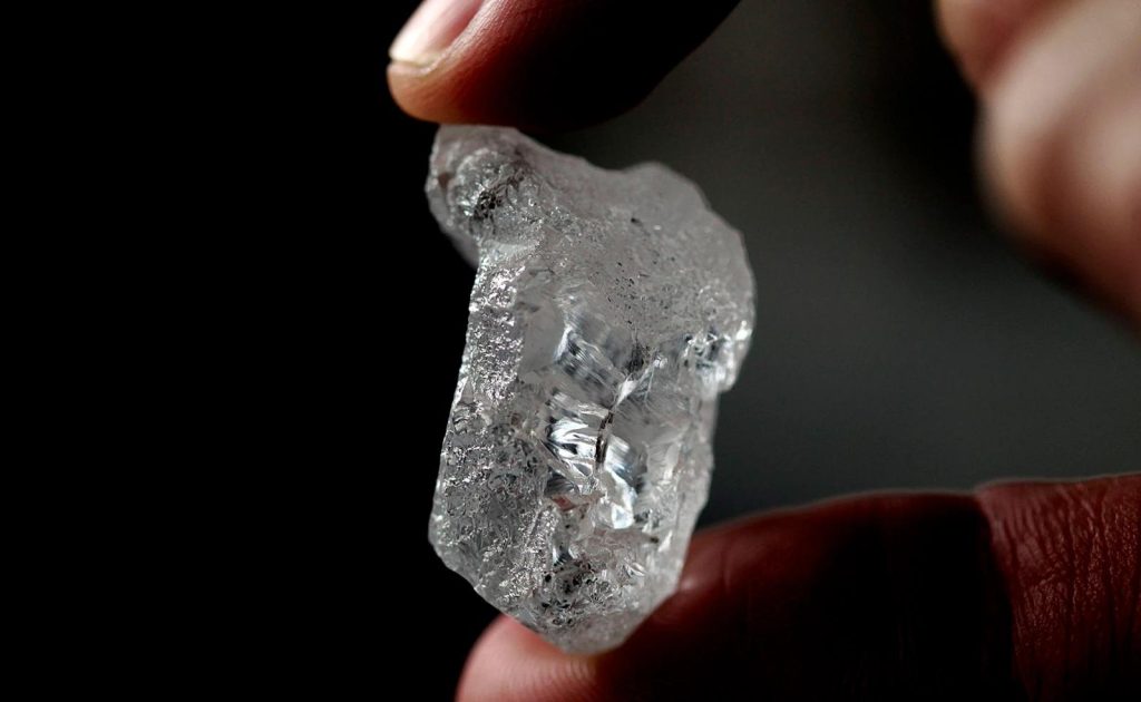 Yetwene plans to produce 3,000 carats of diamonds a month - Angola