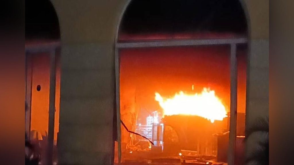 Accident causes fire at the Passenger Terminal of the Port of Luanda ...