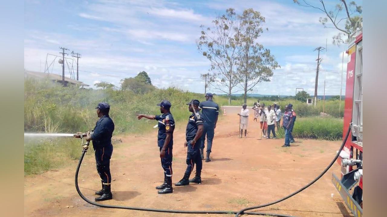Fire hits Capanda airport surroundings - Angola