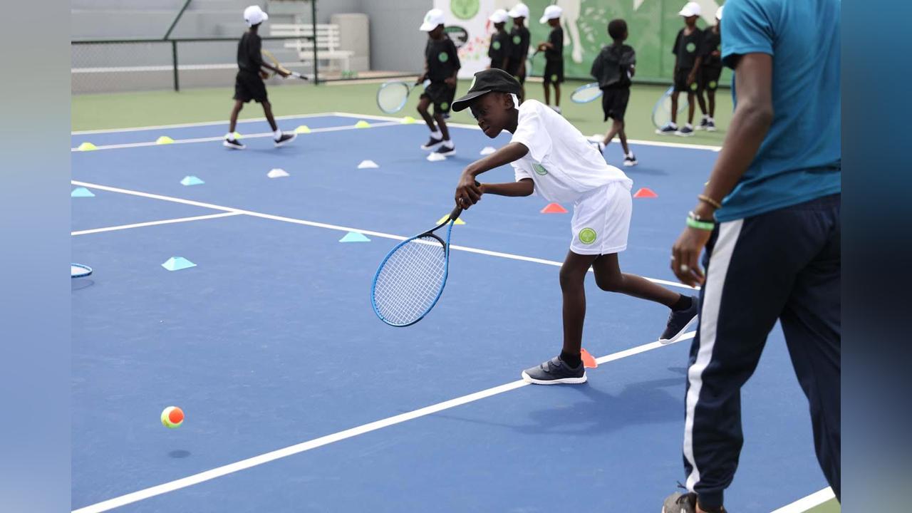 Fifty tennis players in the African Circuit of Luanda - Angola