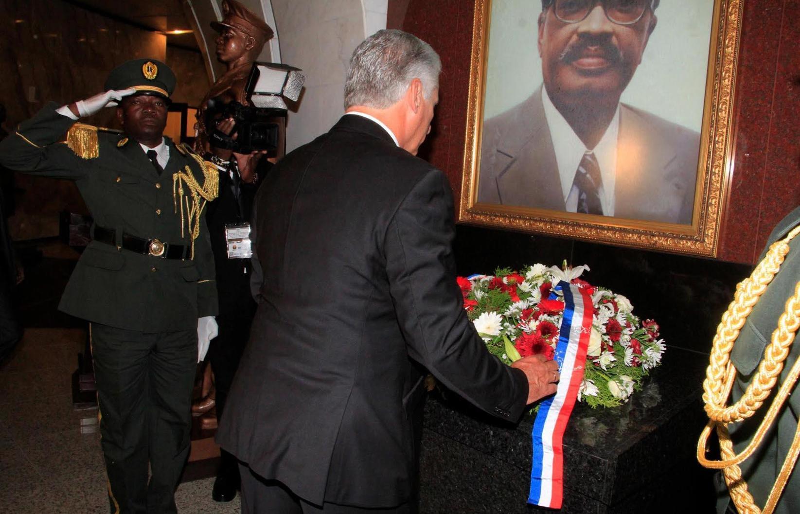 Neto and Fidel laid foundations of friendship - Cuban President - Angola