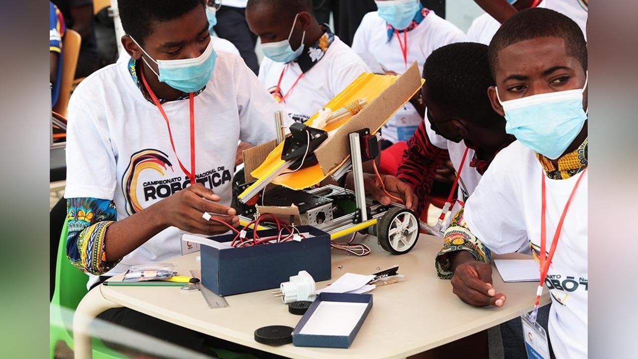 Robotics team appointed ambassador of the National Space Program - Angola