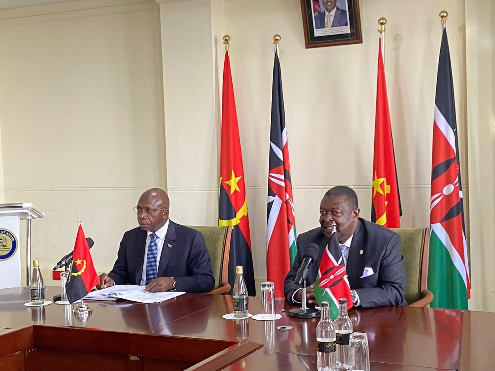 Minister Téte António meetingwith the Prime Minister and Minister of ...