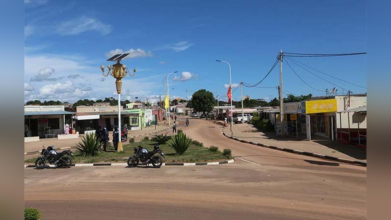 Sonangol provides KZ five billion for the construction of the railway ...