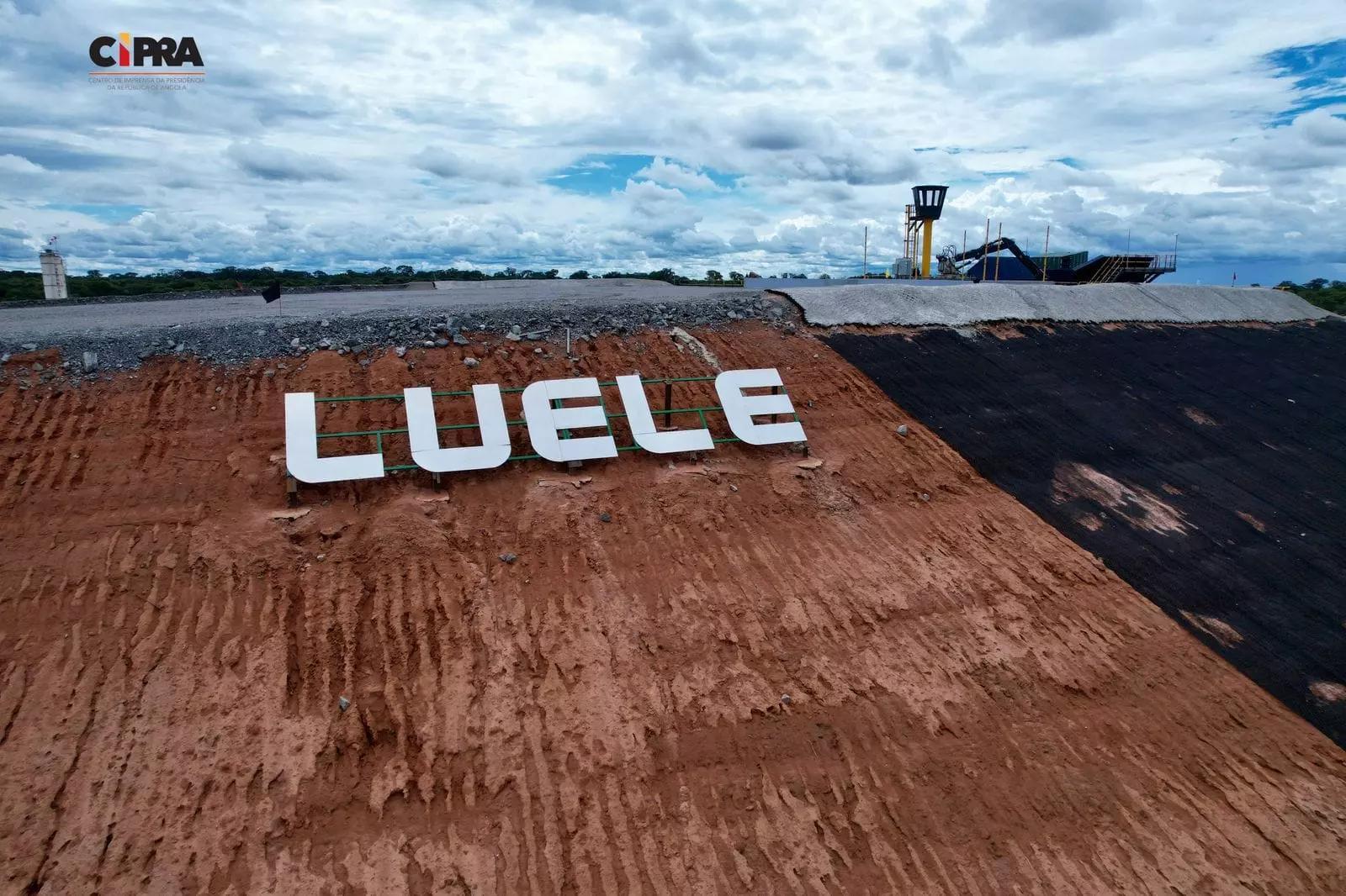 Luele Mine with estimated reserves of more than 600 million carats of ...