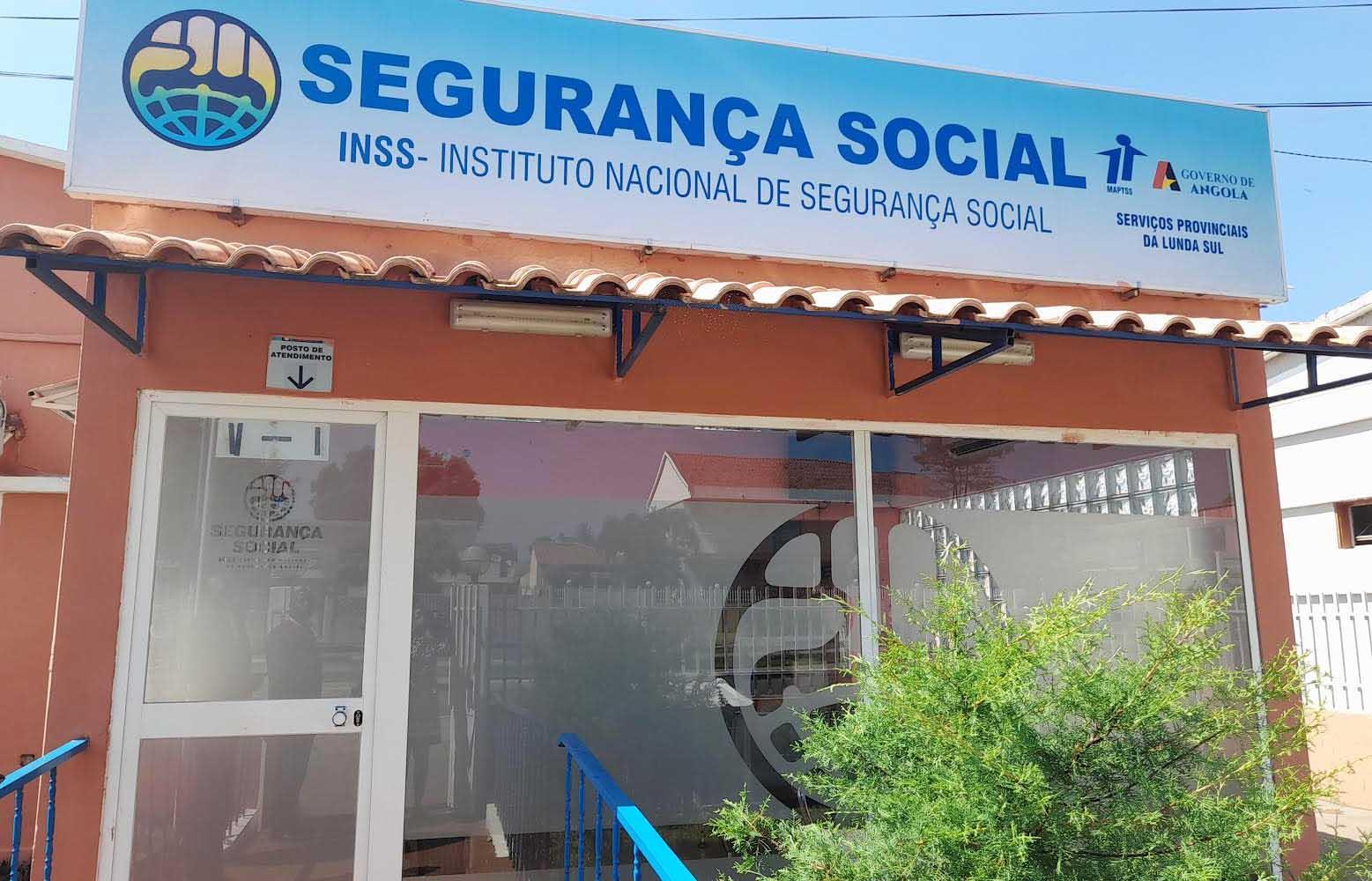 More than 900 companies owe one billion kwanzas to the INSS - Angola