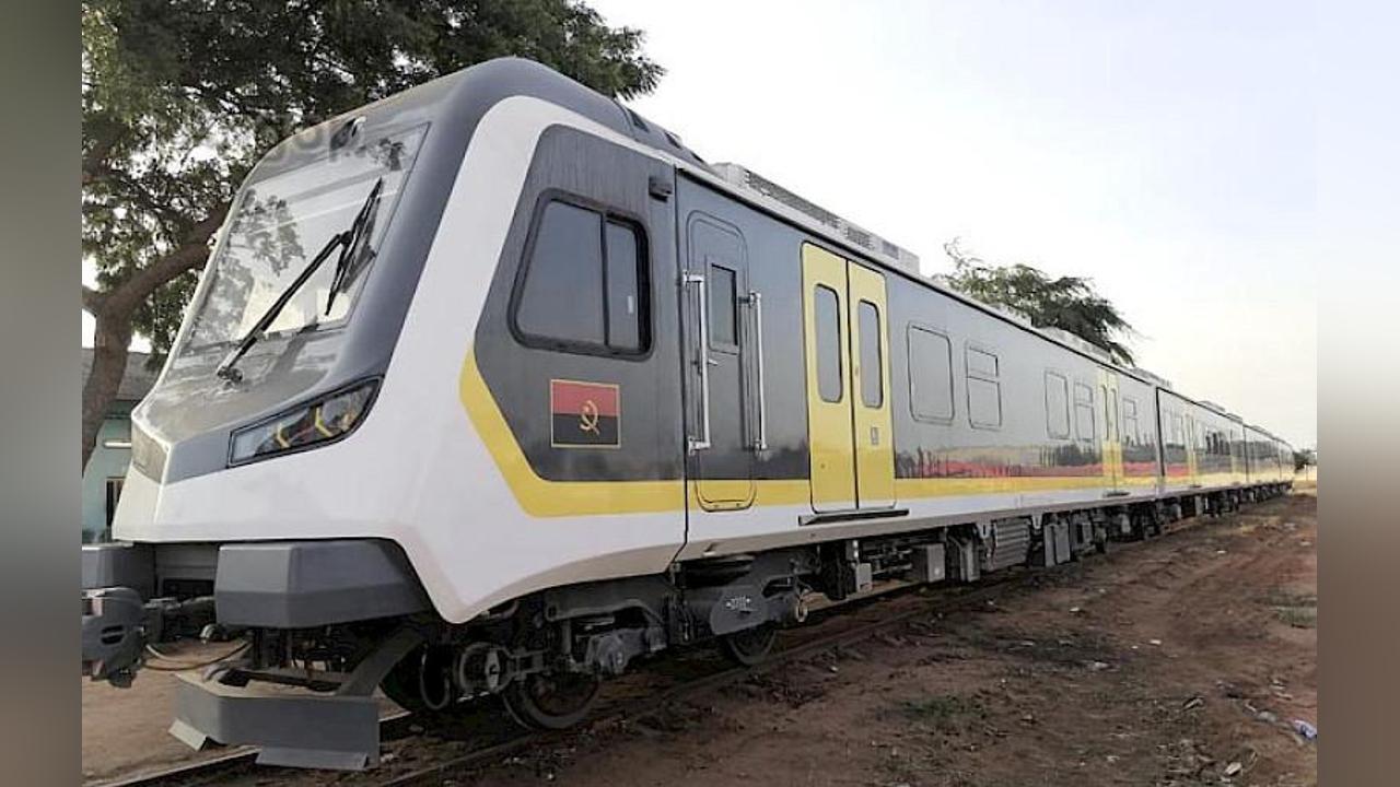 CFL Transports Five Thousand Tons of Cargo - Angola