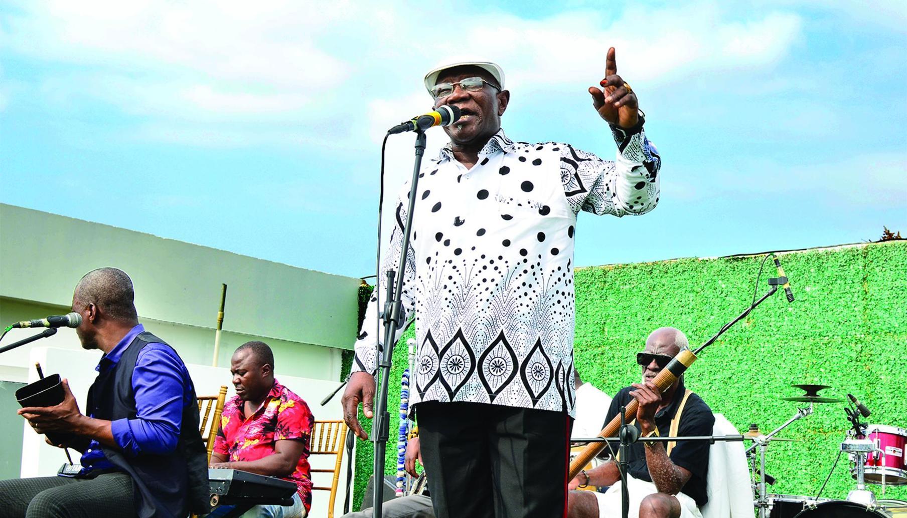 Dom Caetano Encourages Young People to Preserve the Semba Style - Angola