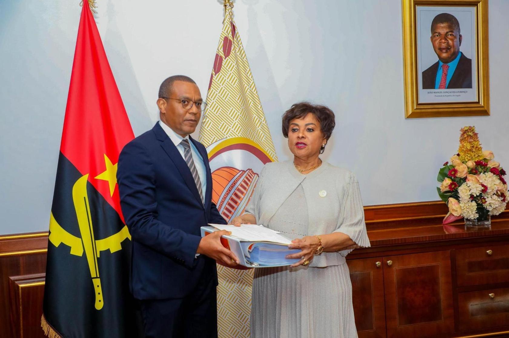2025 State Budget Submitted to the National Assembly - Angola