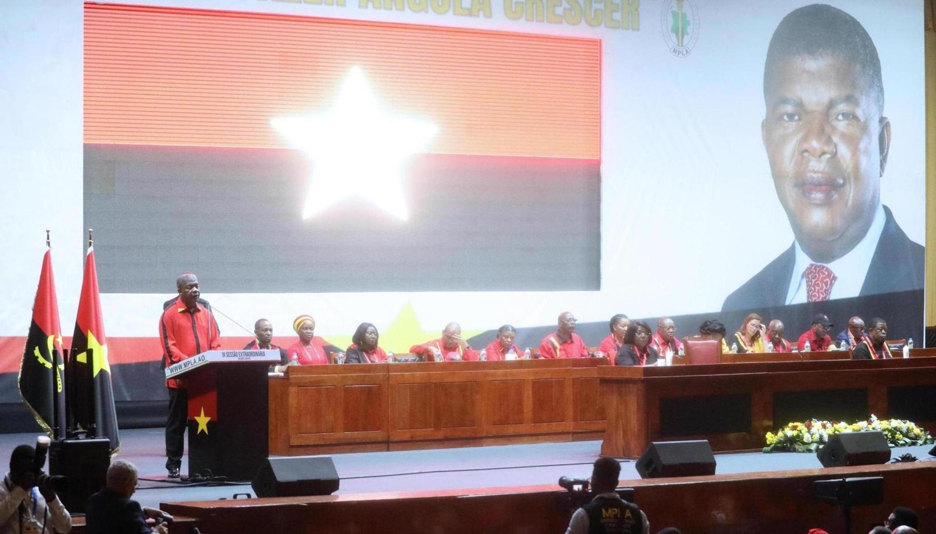 MPLA Political Bureau Encourages Party Leader - Angola