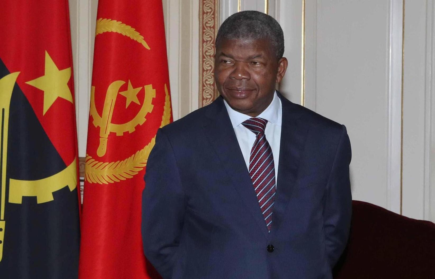 Angolan President Returns from Funeral of Namibia'S Sam Nujoma - Angola