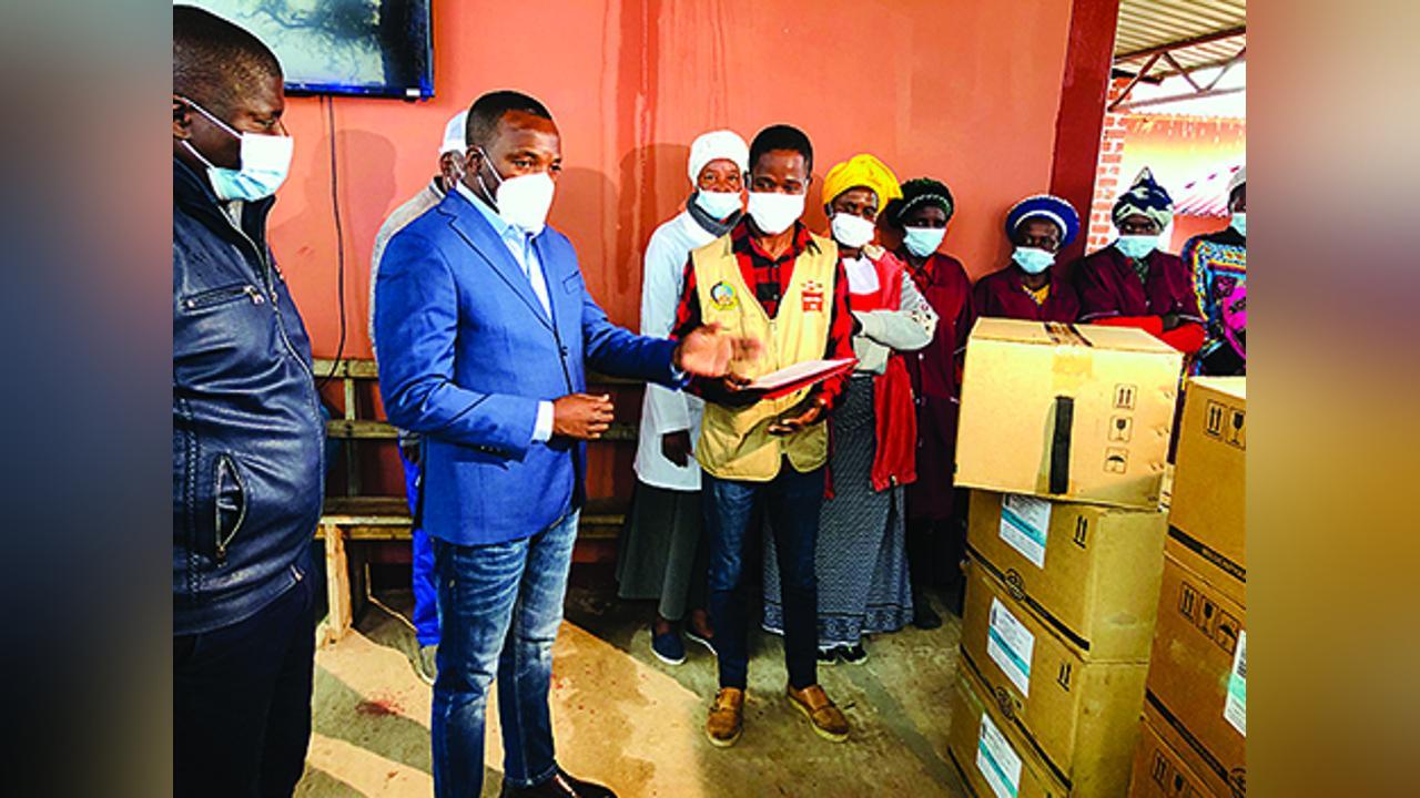 Cuangar Hospital Receives Medicines - Angola