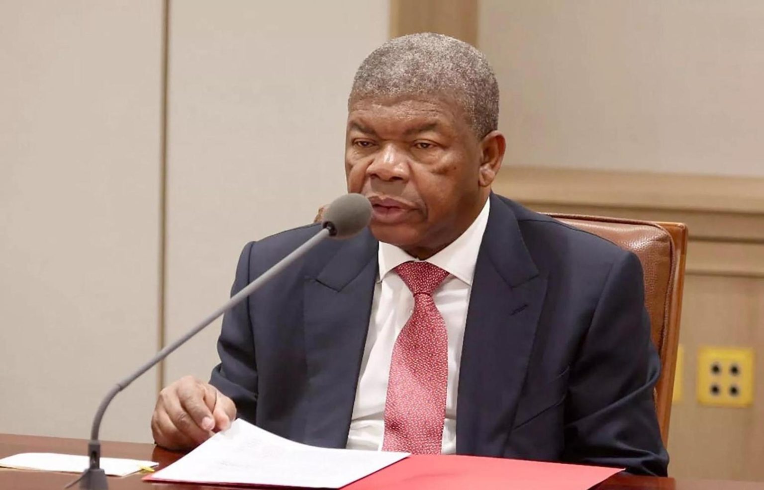 President João Lourenço Talks with UAE Leader - Angola