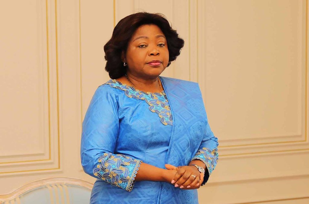 Vice President Joins Breast Cancer Prevention Campaign - Angola