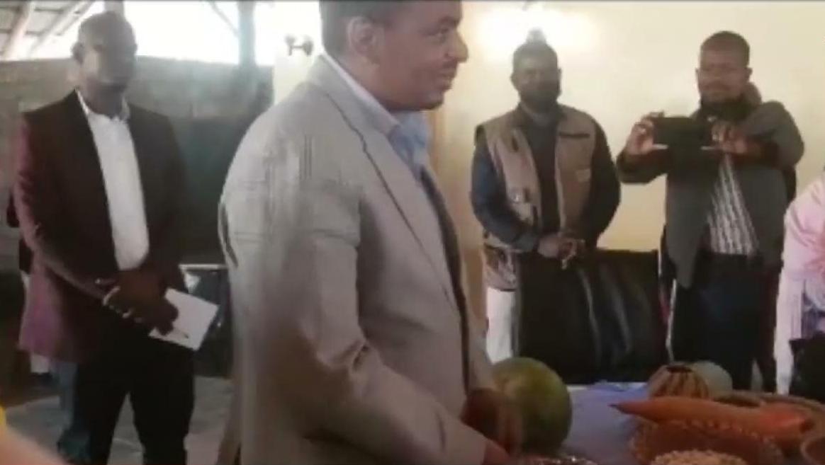 Tawana Declares Letsema - Botswana