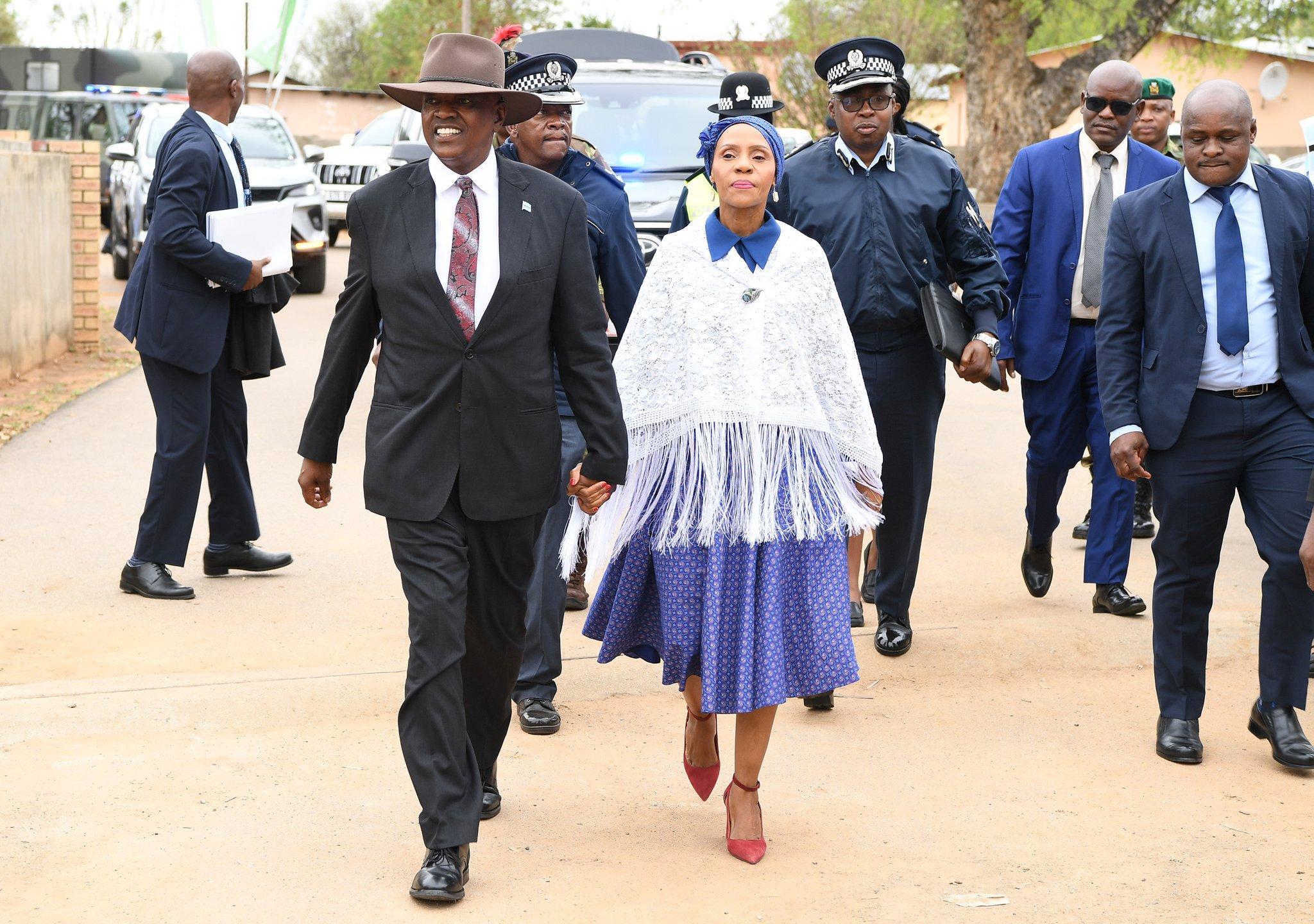 Dr. Mokgweetsi E.K Masisi address a Kgotla meeting in Moshupa - Botswana