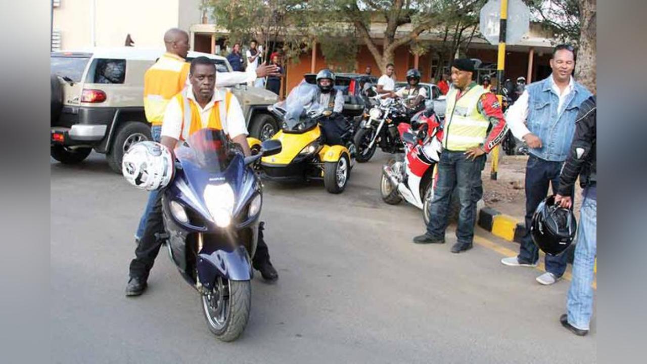 RIDERS TO REMEMBER FALLEN LEGENDS. 1 - Botswana
