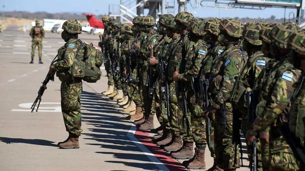 BDF PRIVATE INTAKE 81 DONATES TO PANDAMATENGA SCHOOL - Botswana