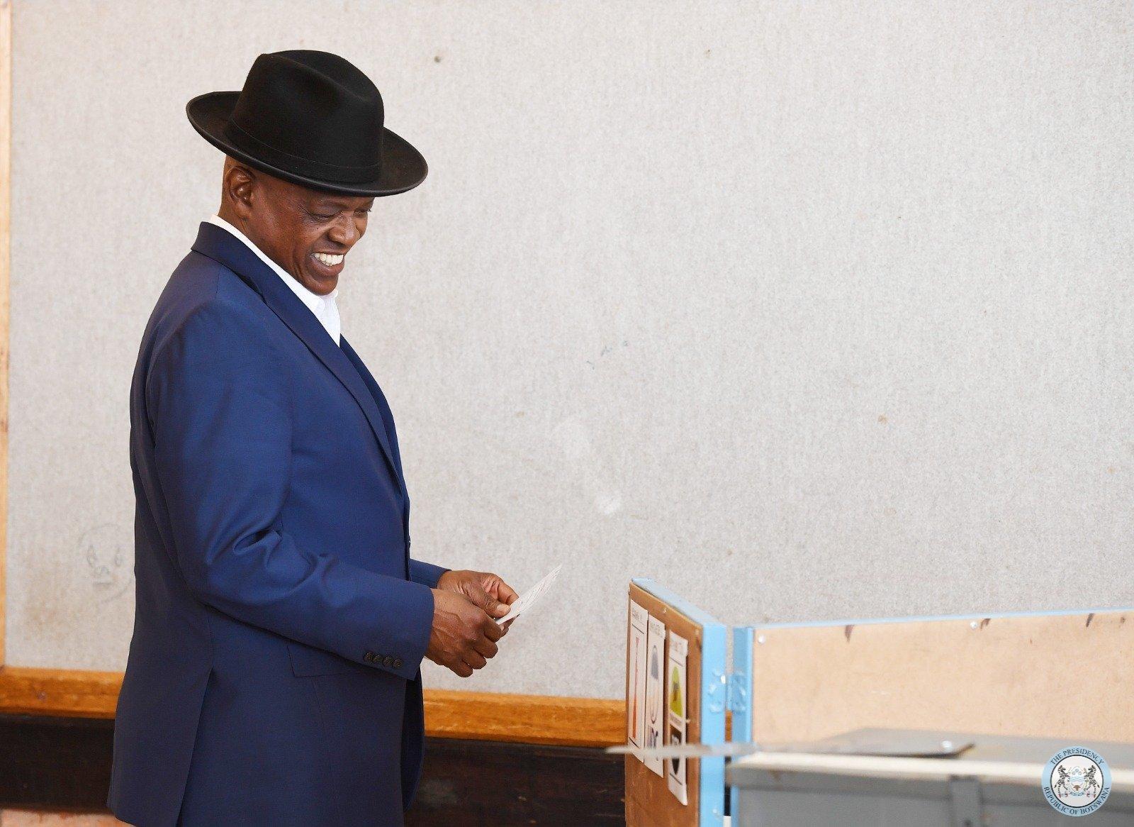 HIS EXCELLENCY PRESIDENT MASISI AND FIRST LADY MRS. NEO JANE MASISI ...