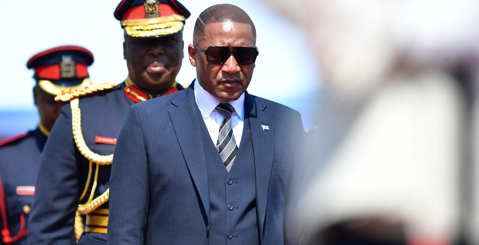 Botswana President Hopes to Clinch De Beers Diamond Pact Imminently ...