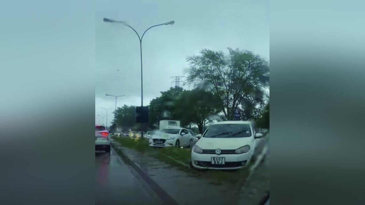Roads Closed as Heavy Rains Flood Gaborone - Botswana