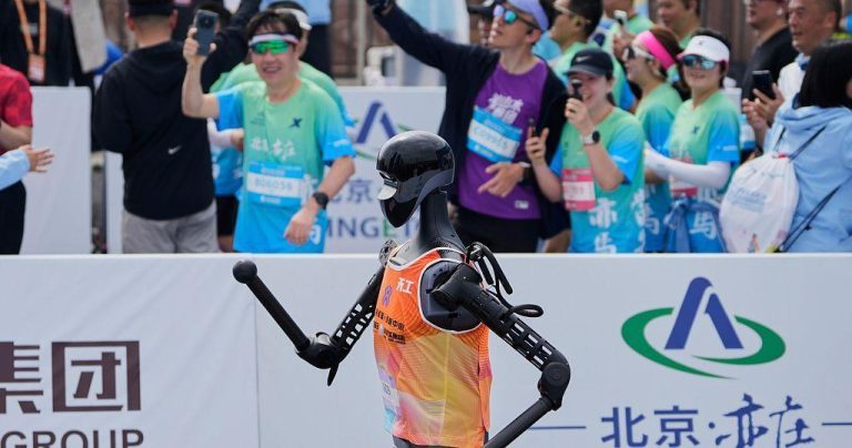 World'S First Robot Boxing Contest Packs Punch to Optimize Future ...