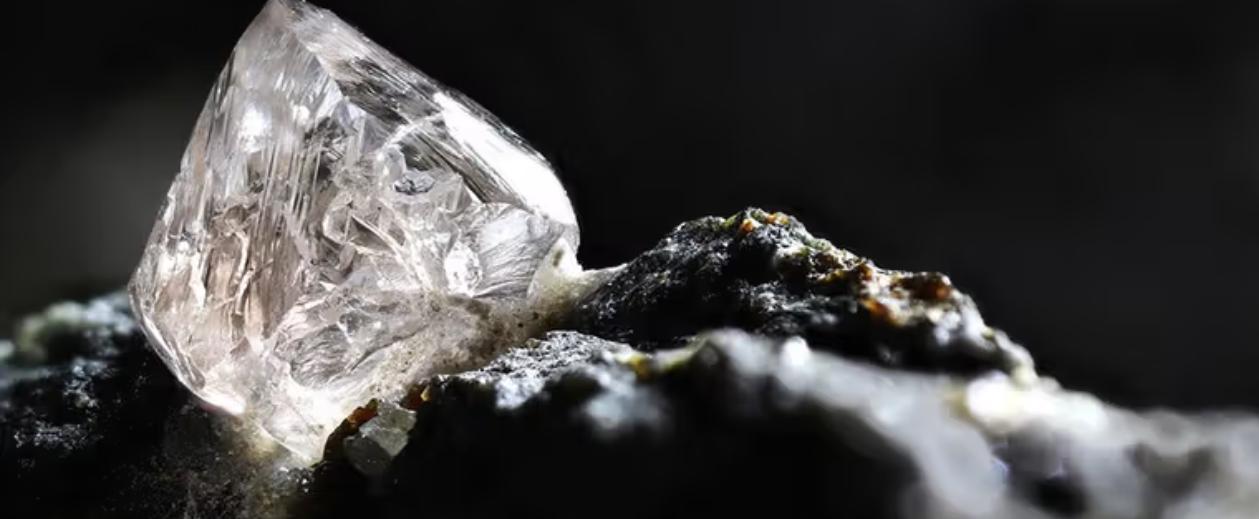 Botswana Loses Diamond Crown to Angola - Botswana