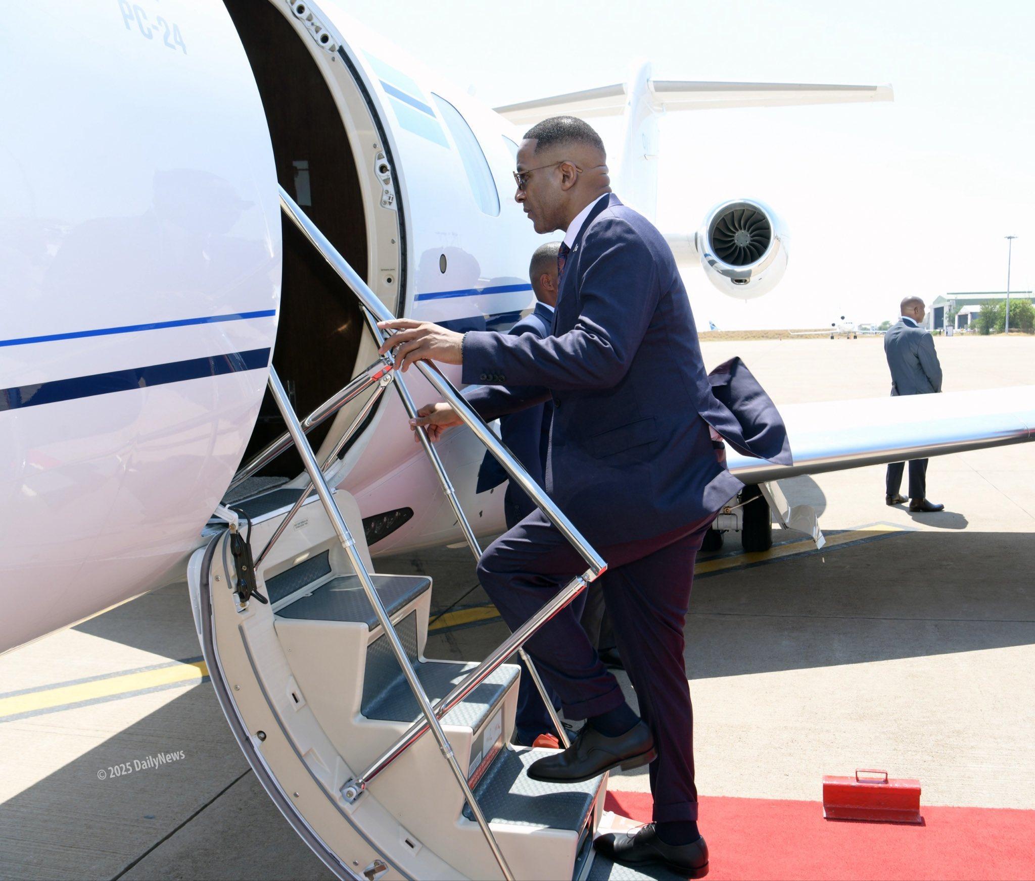 President Boko Attends Botswana-Namibia BNC Session - Botswana