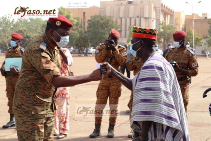 Etat-major général des armées : Le colonel-major David Kabré prend le ...