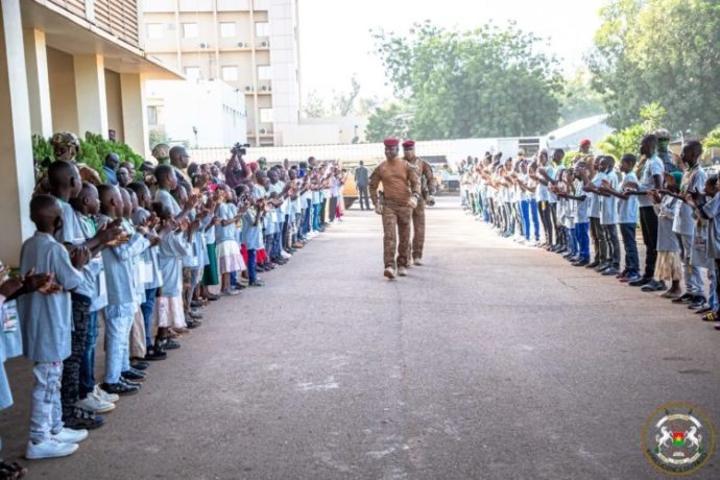 Journée mondiale de l’enfance : Les enfants partagent leurs préoccupations avec le Chef de l ...