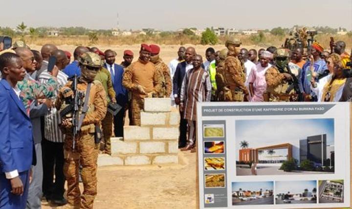 Mines : Le Président Ibrahim Traoré pose la première pierre d'une usine ...