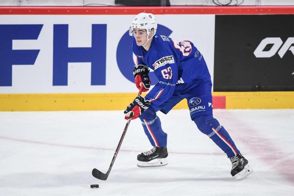 Hockey sur glace: L’équipe de France signe son premier succès au ...