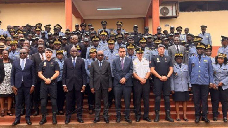 Cameroun : 100 policiers se forment au maintien de l’ordre renforcé ...