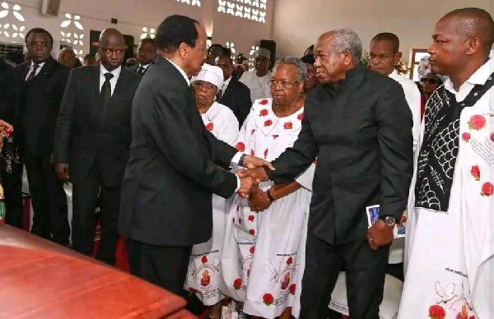 'Biya n'est pas président dans sa famille': Bessala explique une image ...