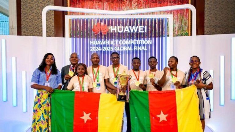 Étudiants Camerounais Brillent au Concours Huawei 2024-2025 - Cameroun
