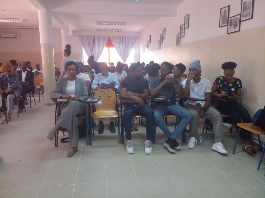 ARME Encourages Conscious use of the Internet - Cape Verde
