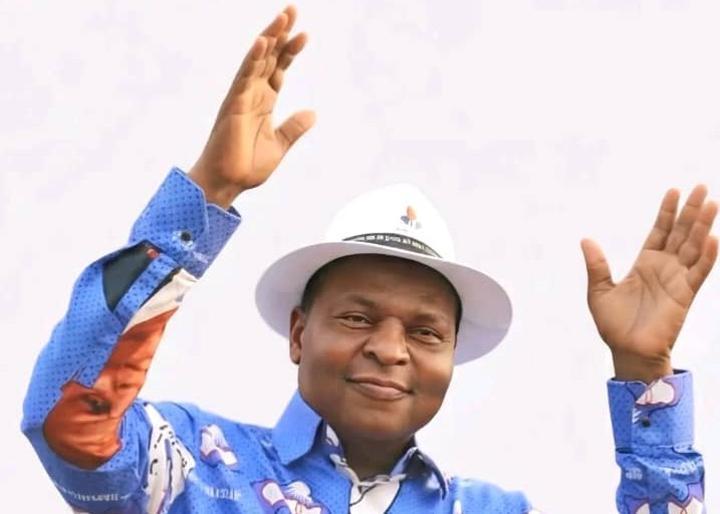 Touadéra Élu Premier Tour Présidentiel 2025 - centrafricaine