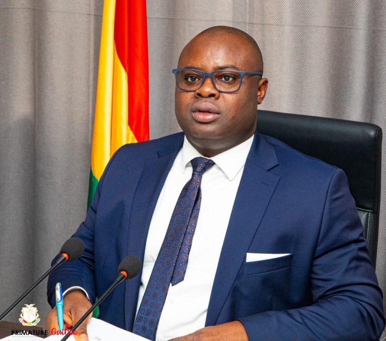 Le Premier Ministre Invite Les Membres Des Forces Vives De Guinée à Une