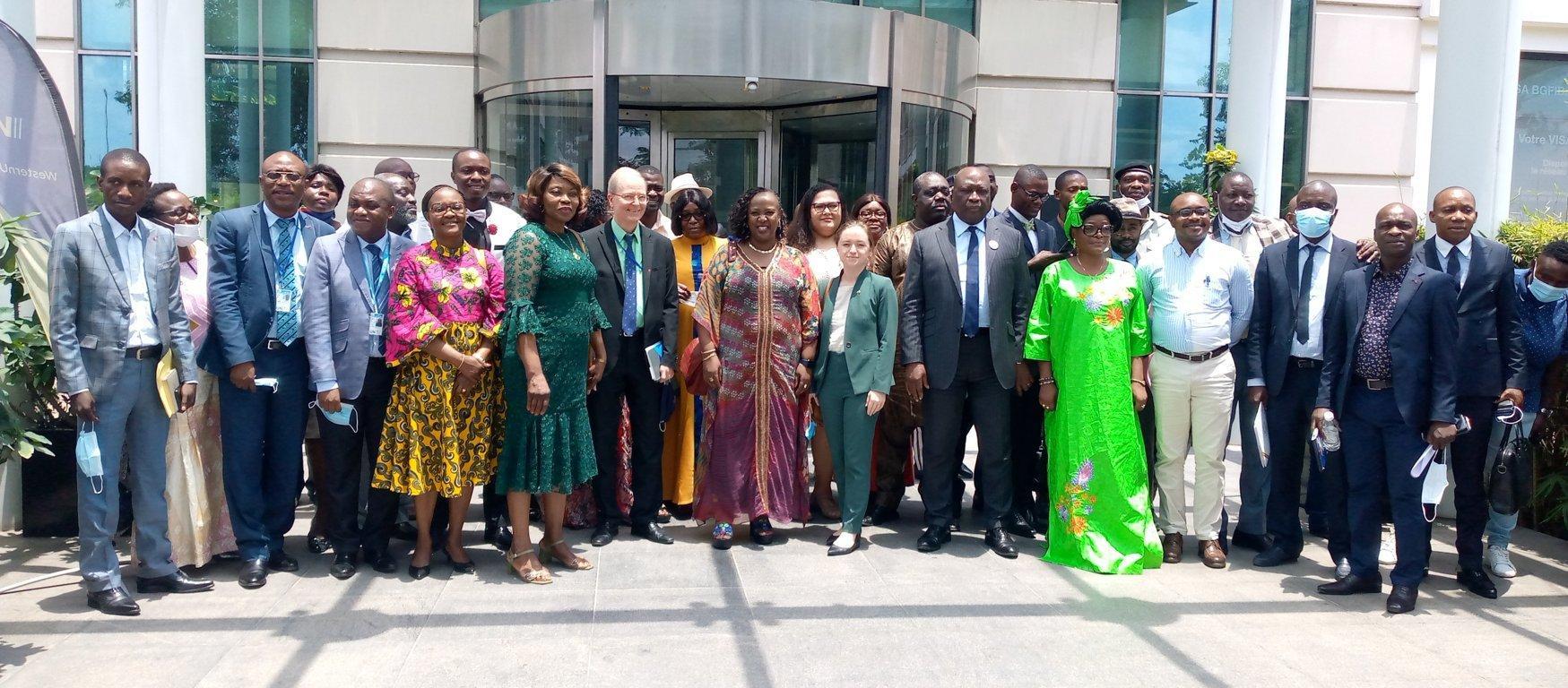 Santé : Esmo Valérie Maba Moukassa reconduite à la tête du CCN-Congo ...