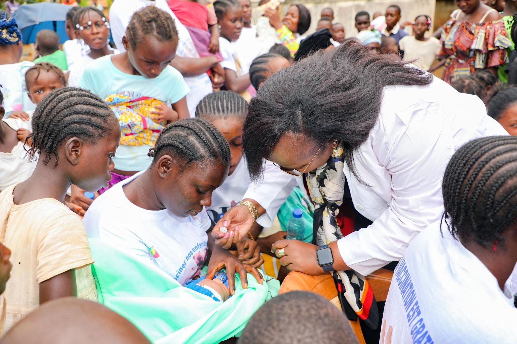 Vaccination contre la poliomyélite: 1 211 659 enfants visés - Congo ...