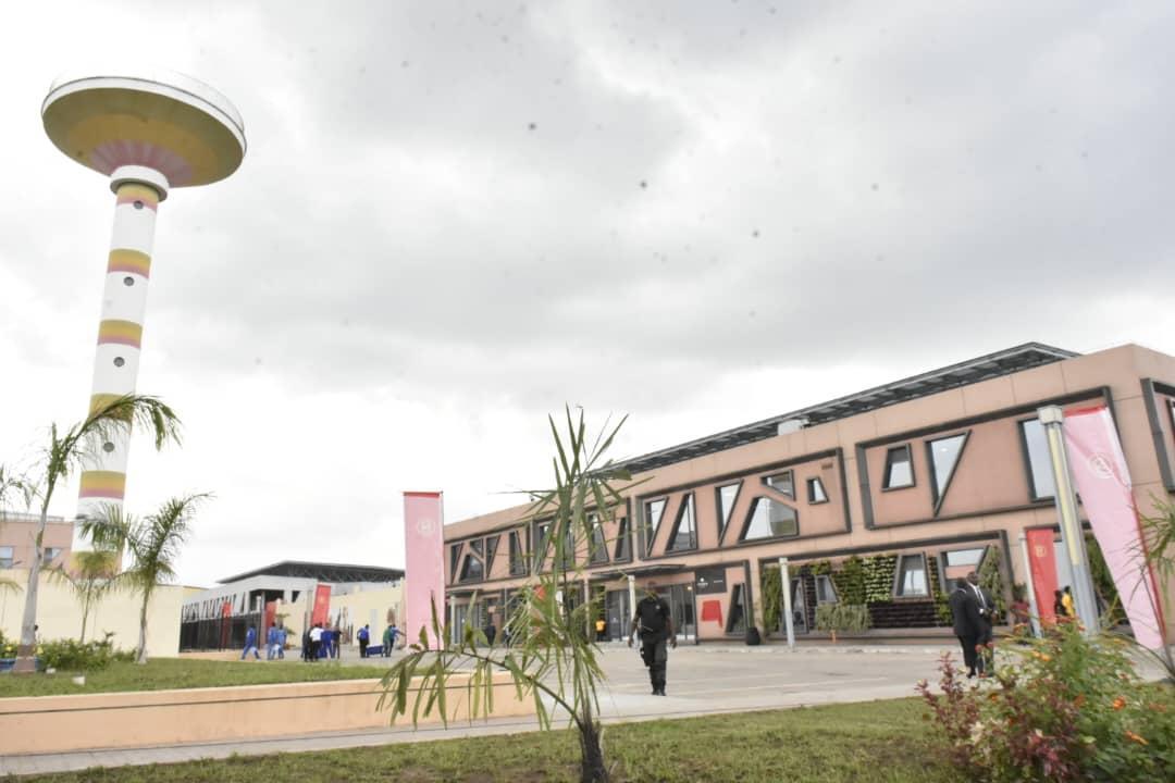 Infrastructures commerciales : le centre commercial Brazza Mall ouvert ...