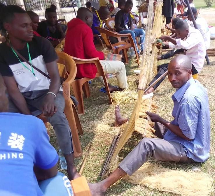 Session de formation interdépartementale aux valeurs du raphia: 50 ...