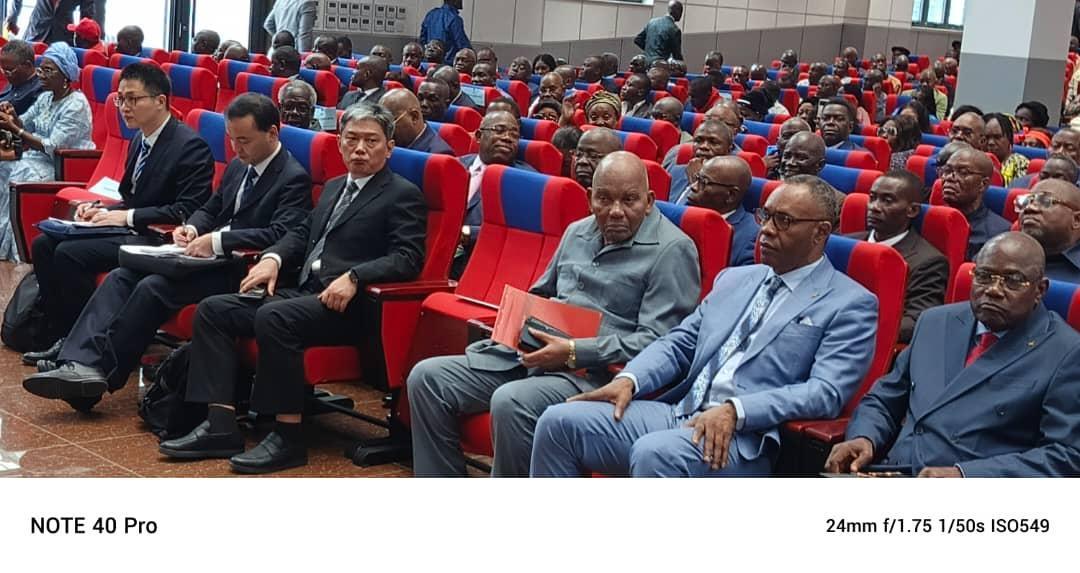Vie des partis : le PCC partage son expérience avec le PCT - Congo ...