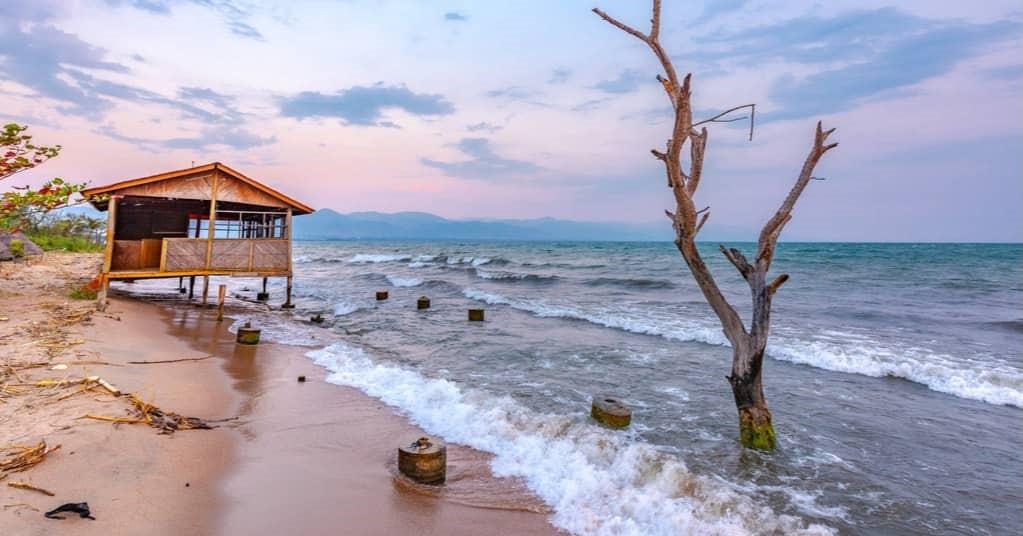 Kalemie, des dizaines de sans-abris suite à la furie du lac Tanganyika ...