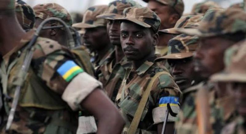 Un militaire rwandais ayant fui son bataillon à Kingi remis aux FARDC ...