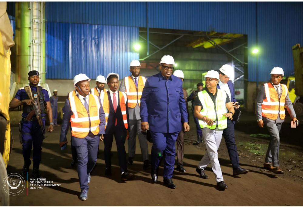 Explosion dans l’usine Fameco : Louis Watum Kabamba sur le terrain pour ...